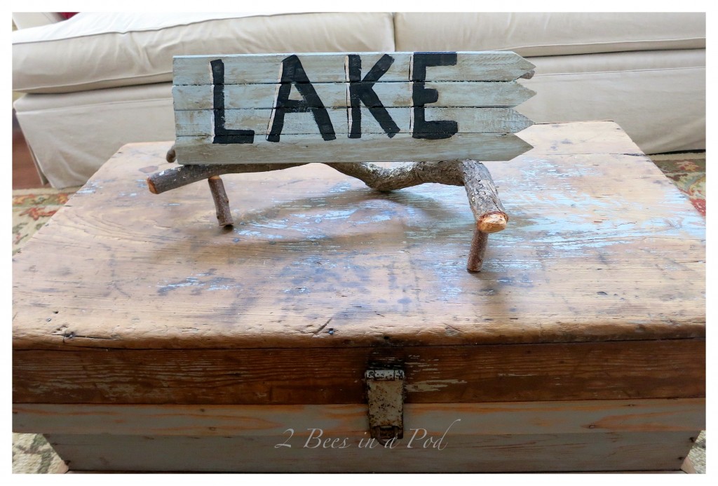 DIY Rustic Lake Sign - 2 Bees in a Pod