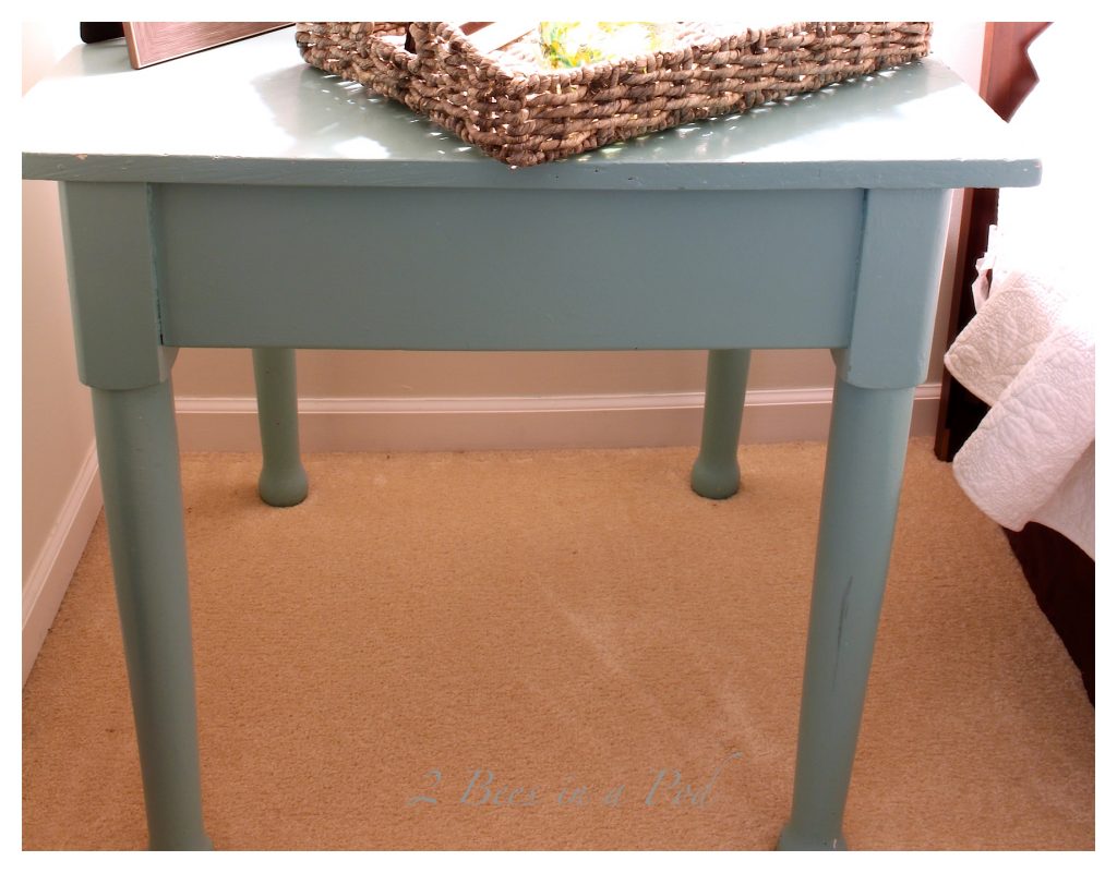 Chalk Painted Side Table Makeover - 2 Bees in a Pod