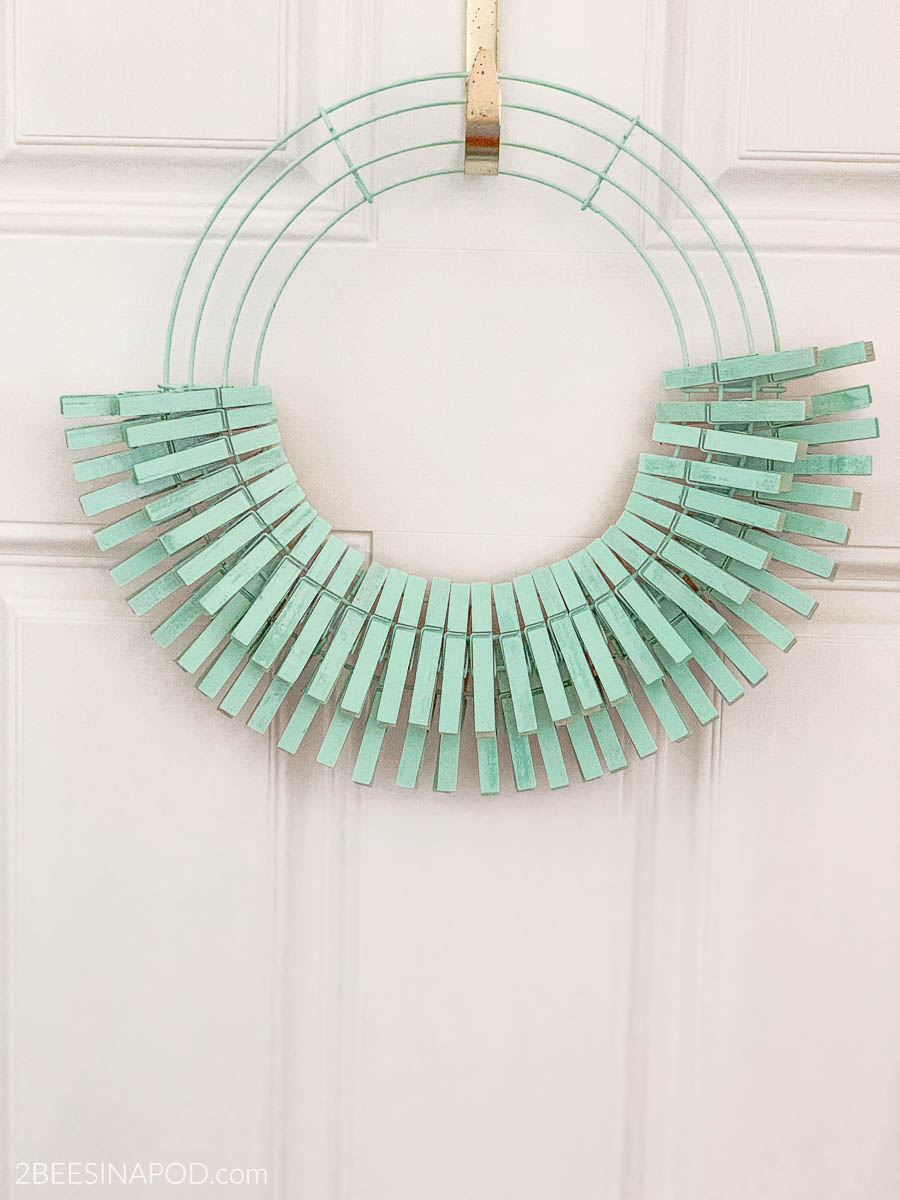 DIY Spring Easter Clothespin Wreath Tutorial - 2 Bees in a Pod